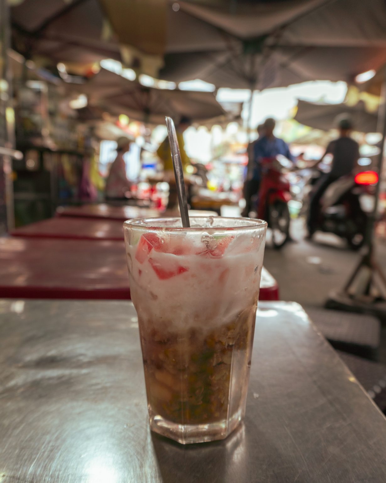 What to Eat in Viet Nam: 20 Authentic Vietnamese Street Foods - Stephi Mi